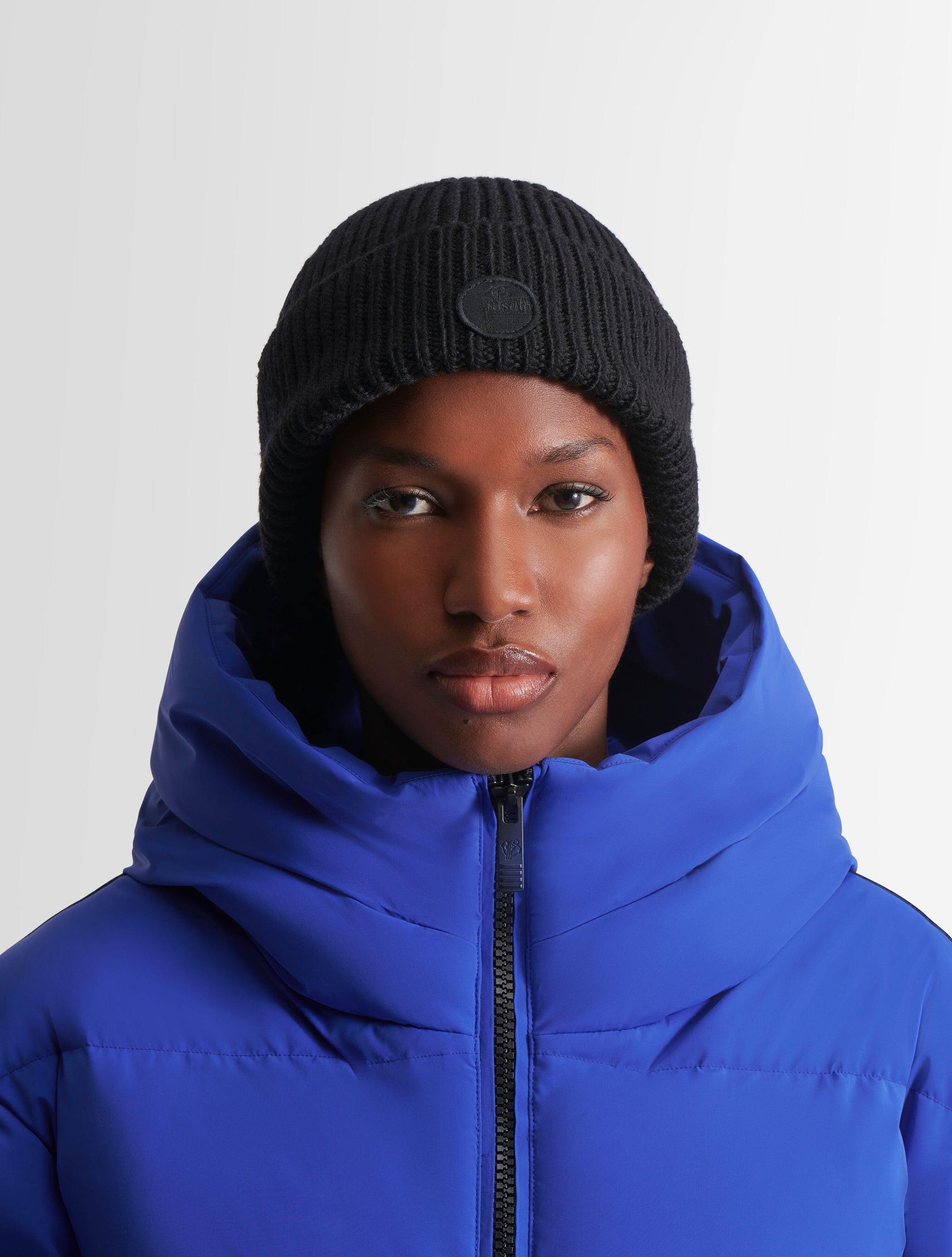 BONNET KNIT BEANIE FUSALP NOIR— HENIN